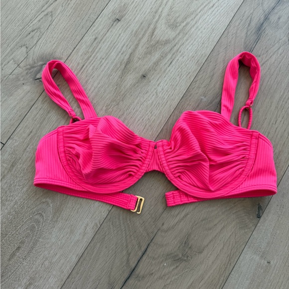 Hollister | Swim | Hollister Hot Pink Underwire Bikini Top | Poshmark